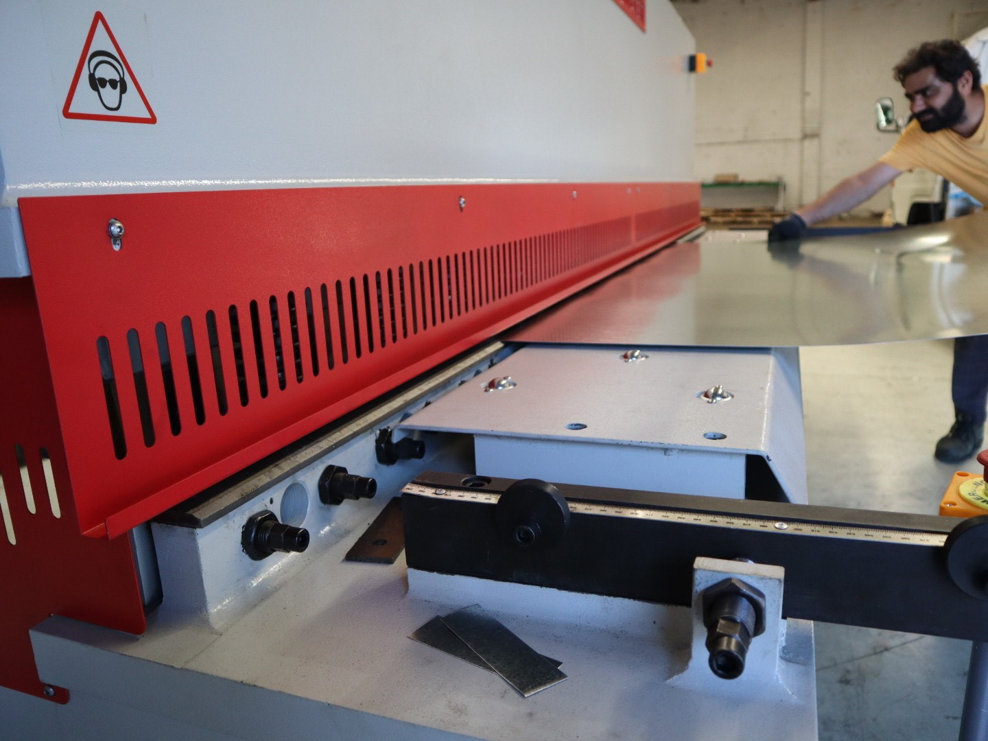 metalist | Laser Cutting || Welding and Fabrication